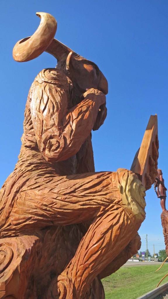 The Delicate Art of Chainsaw Wood Carving: Part 2… North to Alaska ...