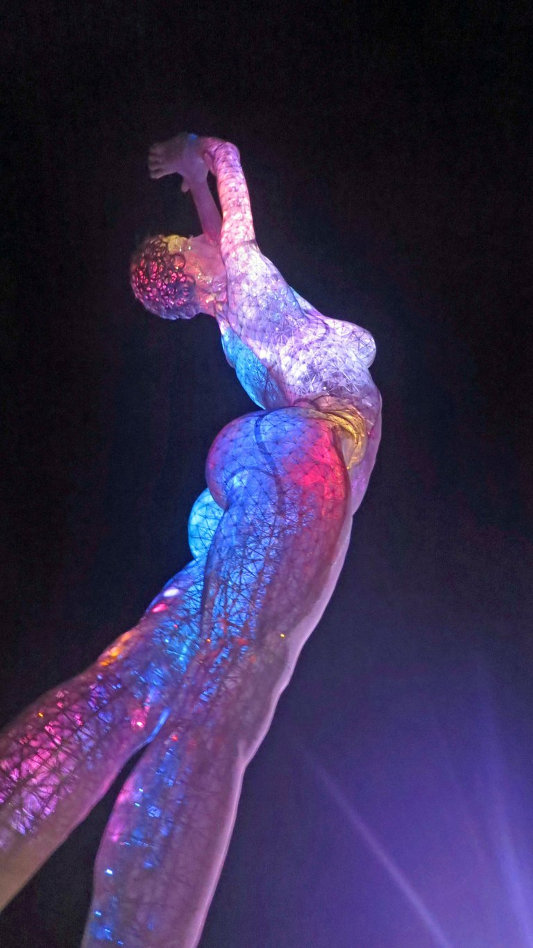 Truth Is Beauty: A 55-Foot Tall Woman… Burning Man 2013 | Wandering ...