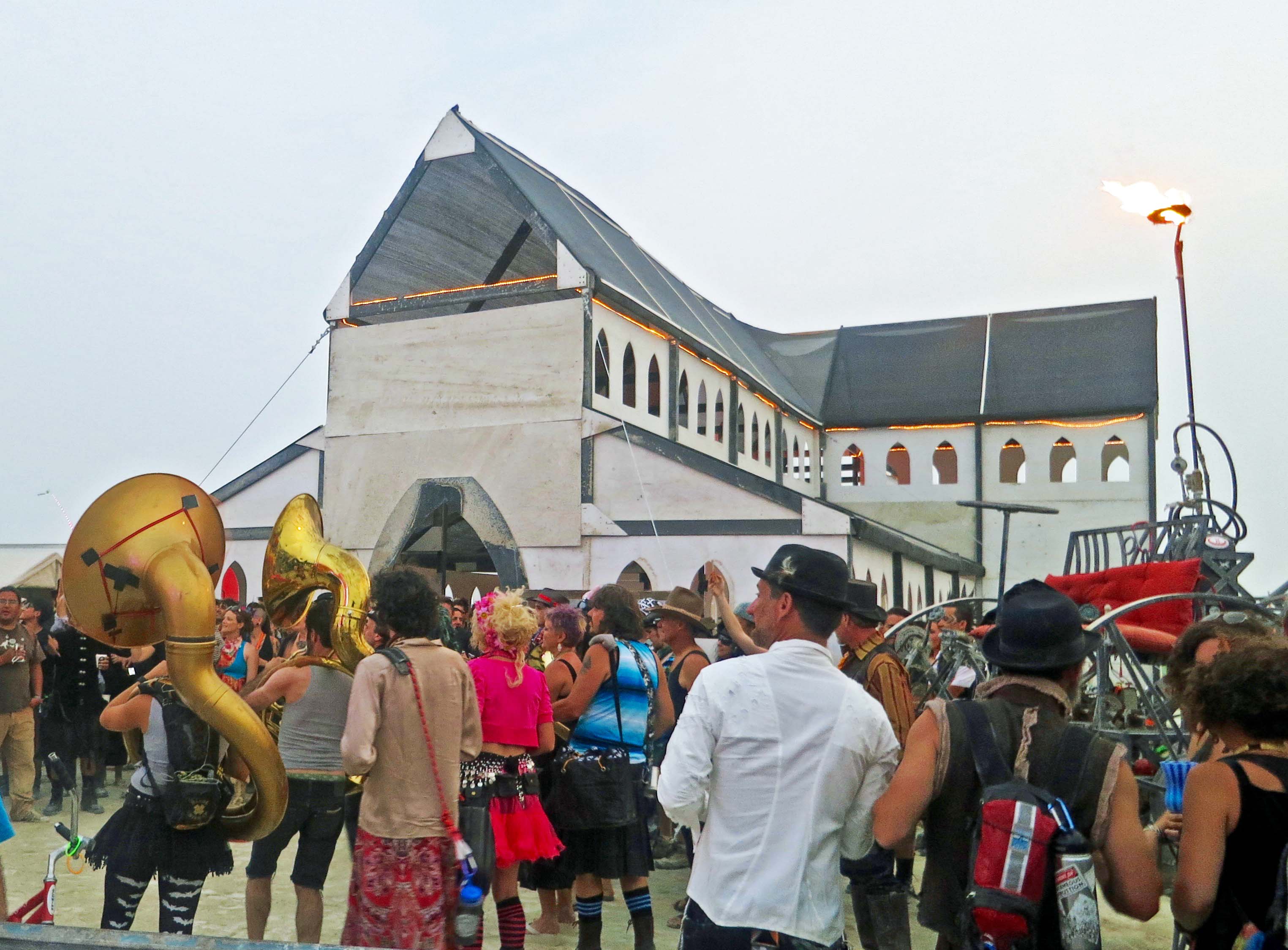 When a Camp Becomes an Artistic Statement… My 11 Years of Burning Man ...