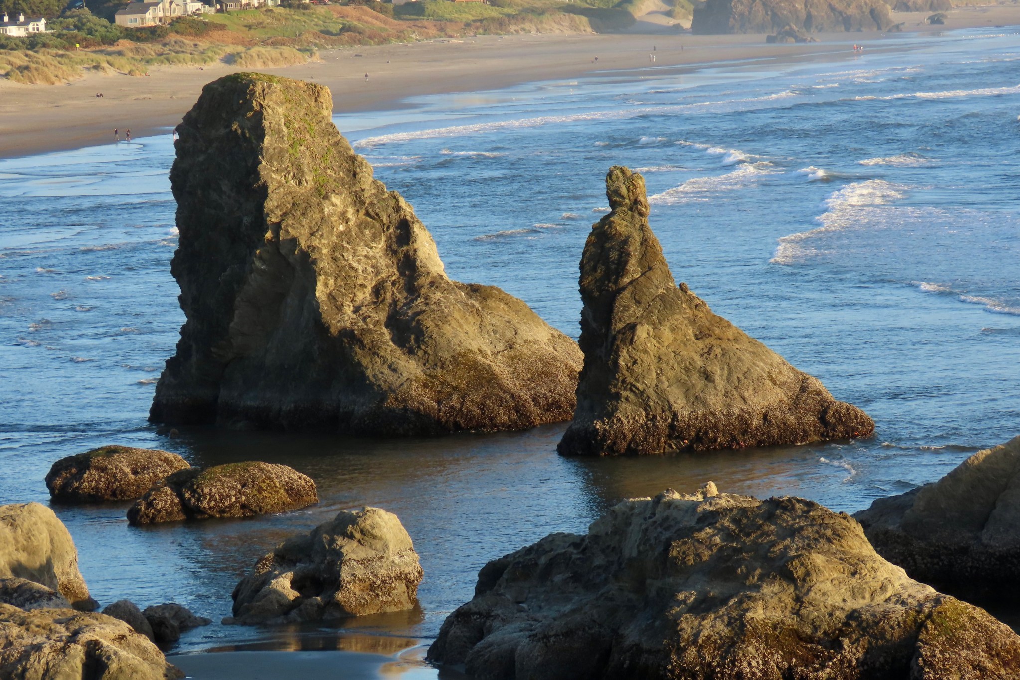 Out-Standing Rocks in the Ocean: The Sea Stacks of Bandon, Oregon… The ...